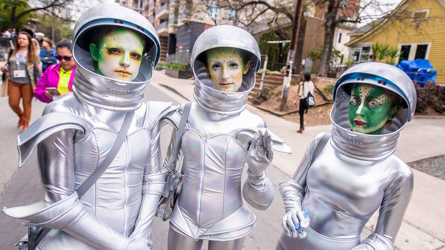 Let's Move to Mars: Here's How We're Going to Survive in Space
